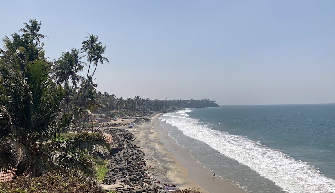 Varkala 2D/1N Deluxe Honeymoon Package - Travel2cities
